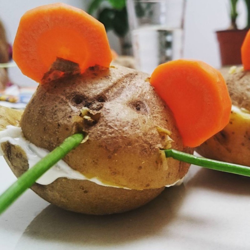 What Is A Mouse Potato With Pictures